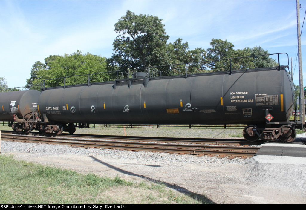 CGTX 64627 - GATX Rail Canada
